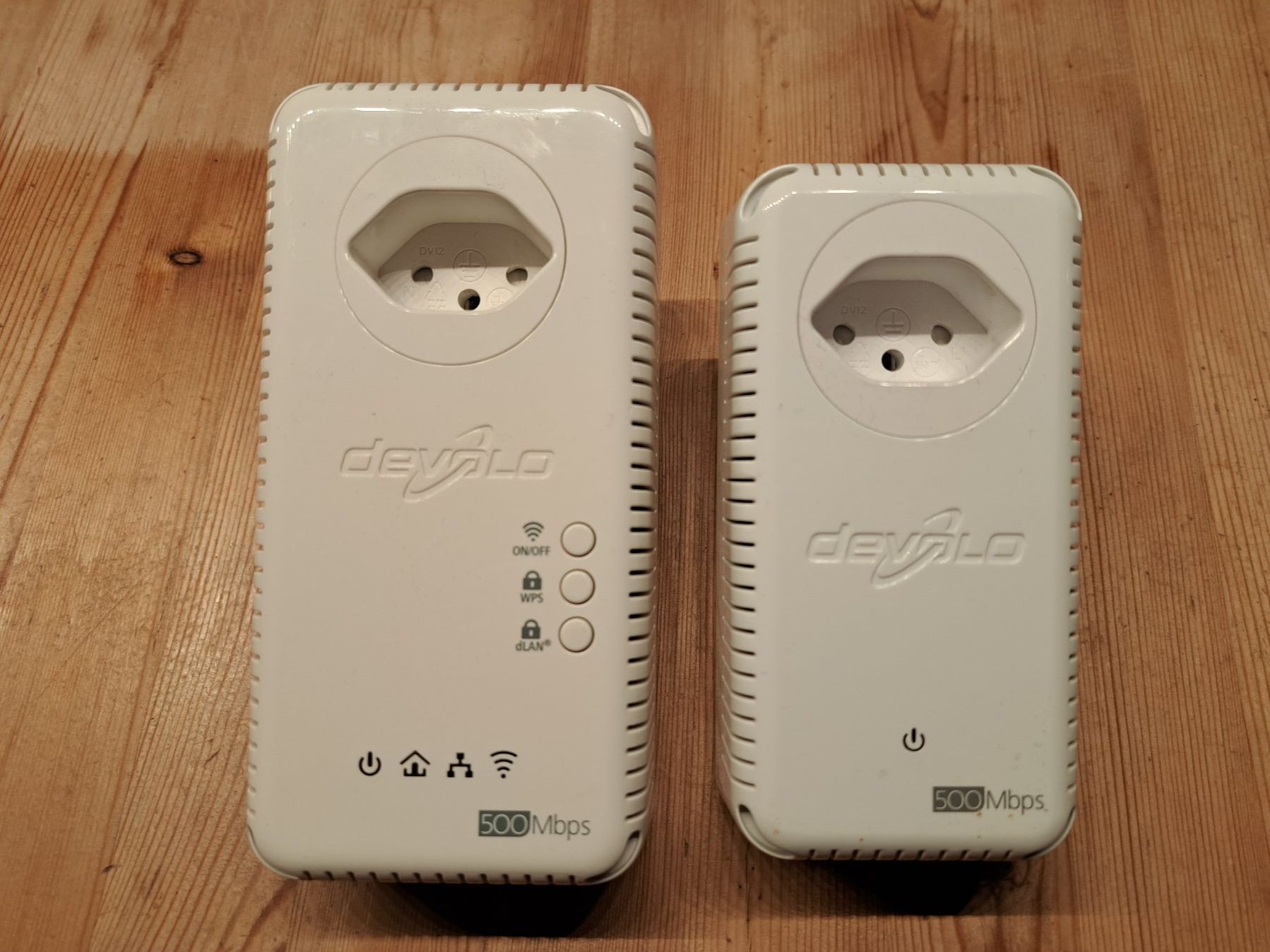 2 x devolo dLAN 500 AV Adapter LAN & WiFi (Gebraucht) in Neuhaus SG für ...