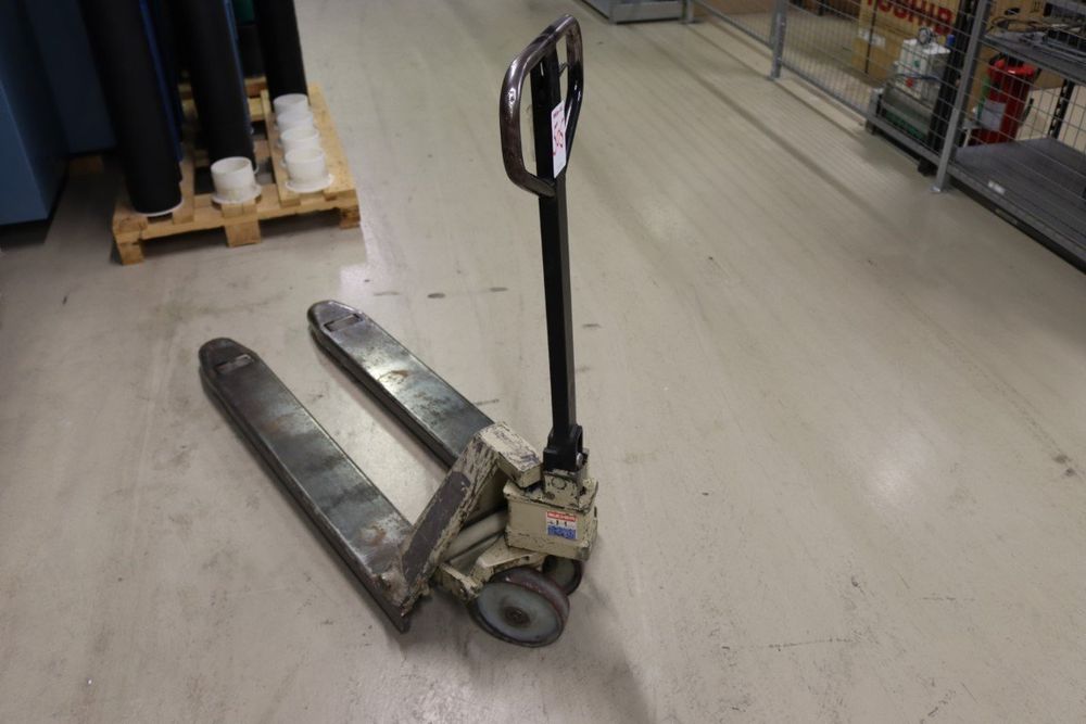 Handhubwagen ( Lot 505 ) Standort 5605 Dottikon (Gebraucht) in Bäriswil ...