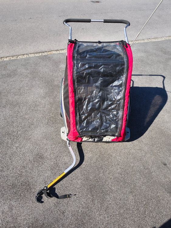 Chariot Thule Captain XL mit festem Boden (Gebraucht) in Herisau für ...