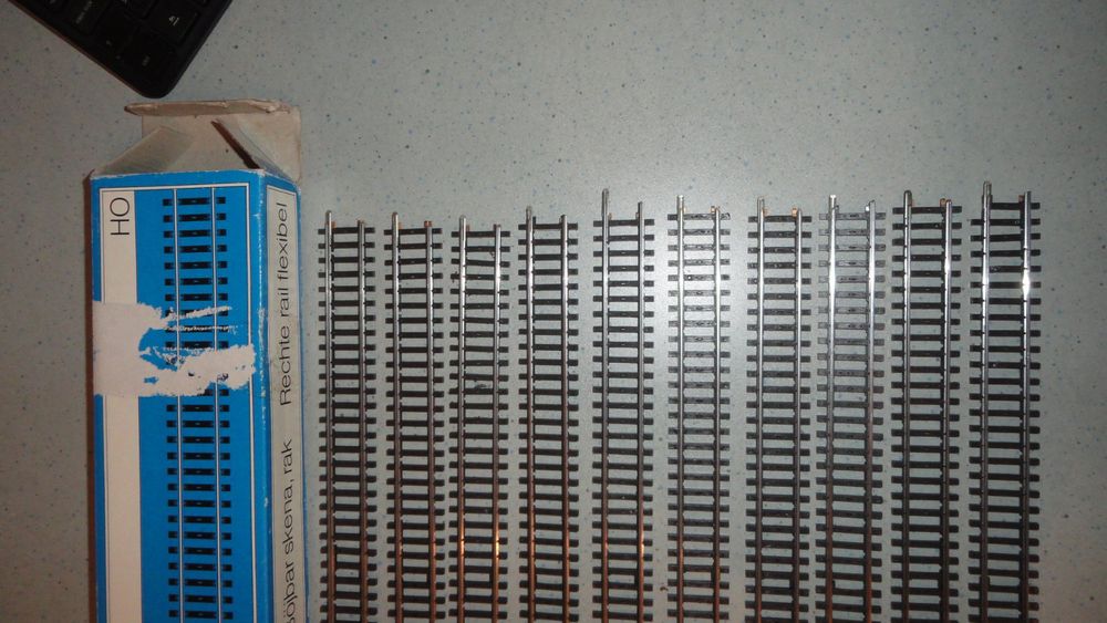 Märklin 2205 Packung Flexgleise mit 10 Stück (Gebraucht) in Thun für ...