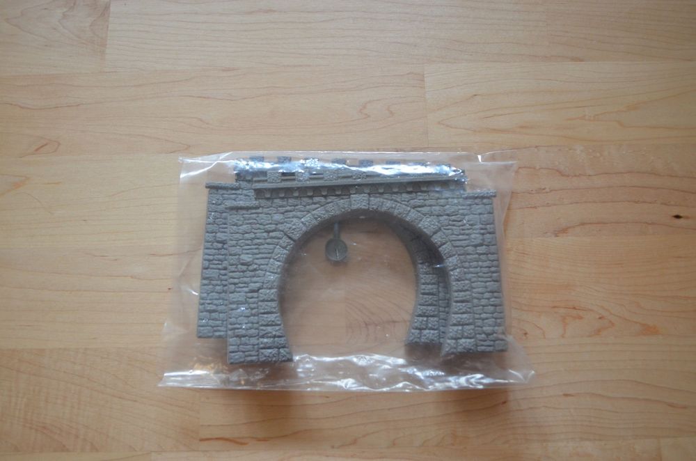 Tunnelportale - 2-gleisig H0 (vermutlich Faller) (Neu (gemäss ...