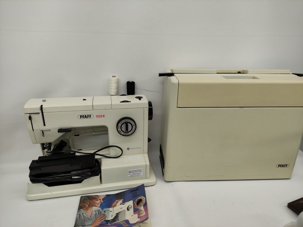Nähmaschine Pfaff 1222 E im Koffer mit Zubehör | Kaufen auf Ricardo
