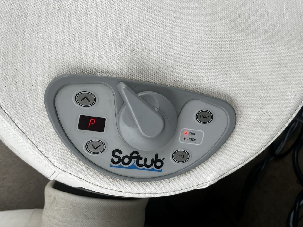 Softub Whirlpool inkl. Zubehör, Outdoor-Spa für 4 Person (Gebraucht) in ...