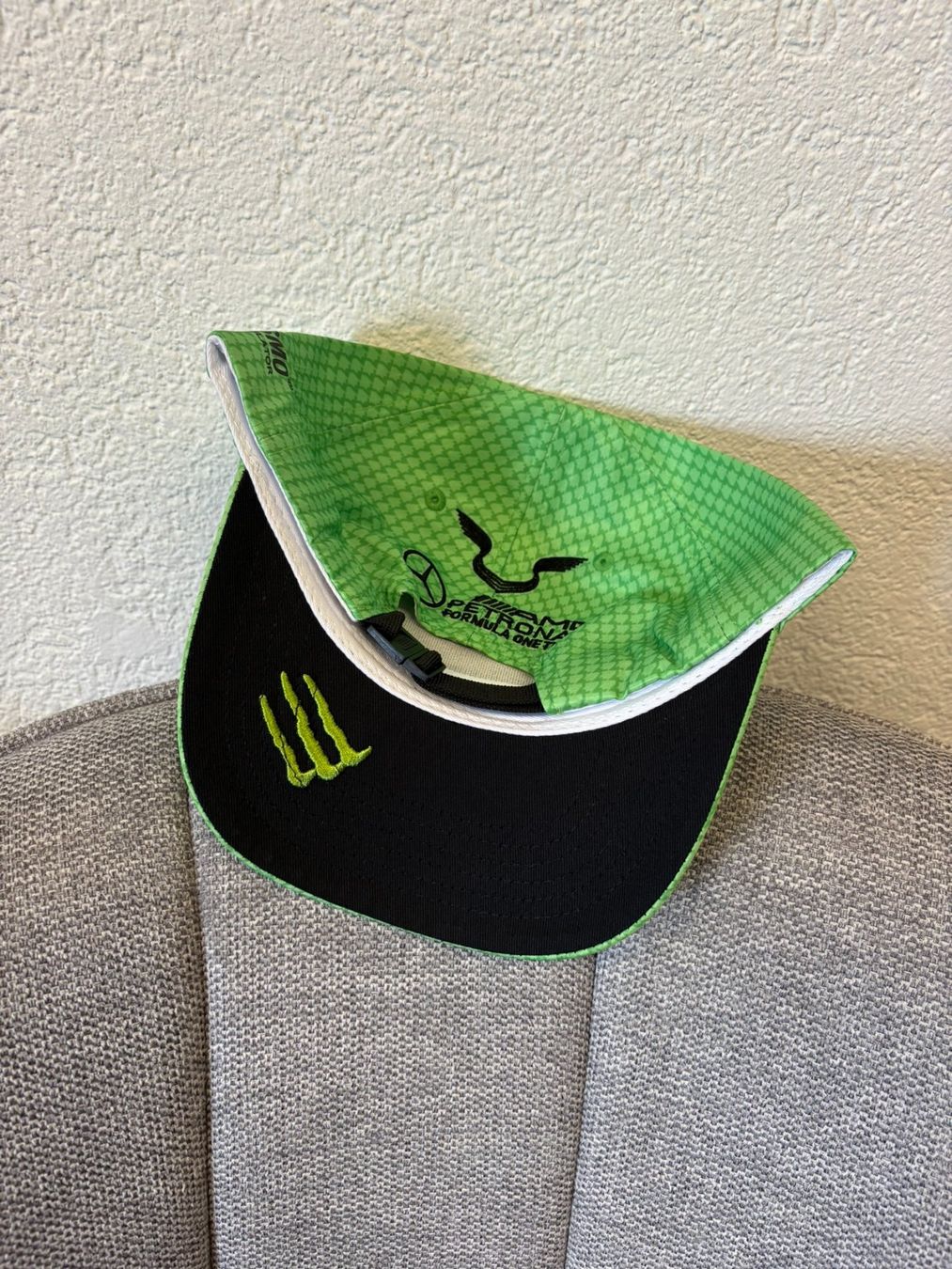 JANUAR DEAL Lewis Hamilton Mercedes AMG Cap grün - Formel 1 (Neu ...