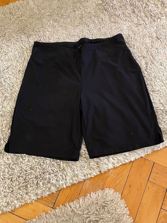 Moret Ultra wide legged biking / gym shorts | Kaufen auf Ricardo