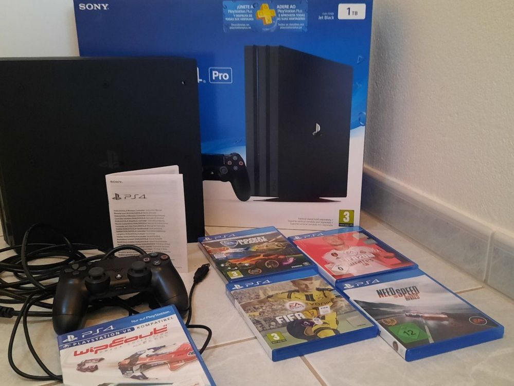 Sony Playstation PS4 Pro 1 TB inkl. Zubehör (Gebraucht) in Jona für CHF 220 – mit Lieferung auf ...