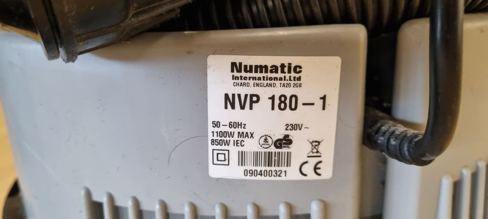 Staubsauger Numatic NVP 180-1 | Kaufen auf Ricardo