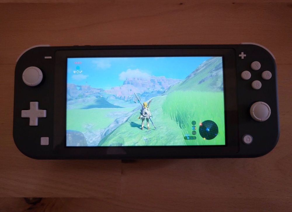 Nintendo Switch light plus 3 spiel inklusive (Gebraucht) in Urtenen ...