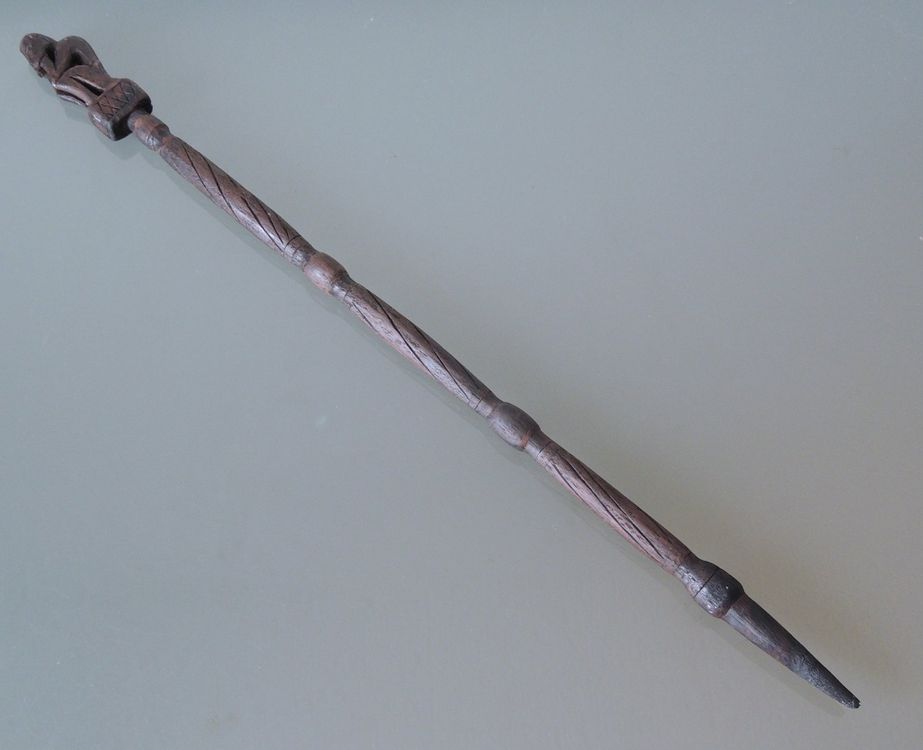 "Tun Tun" pig trap stick Dayak, Papua Neu Guinea (D'occasion) à ...