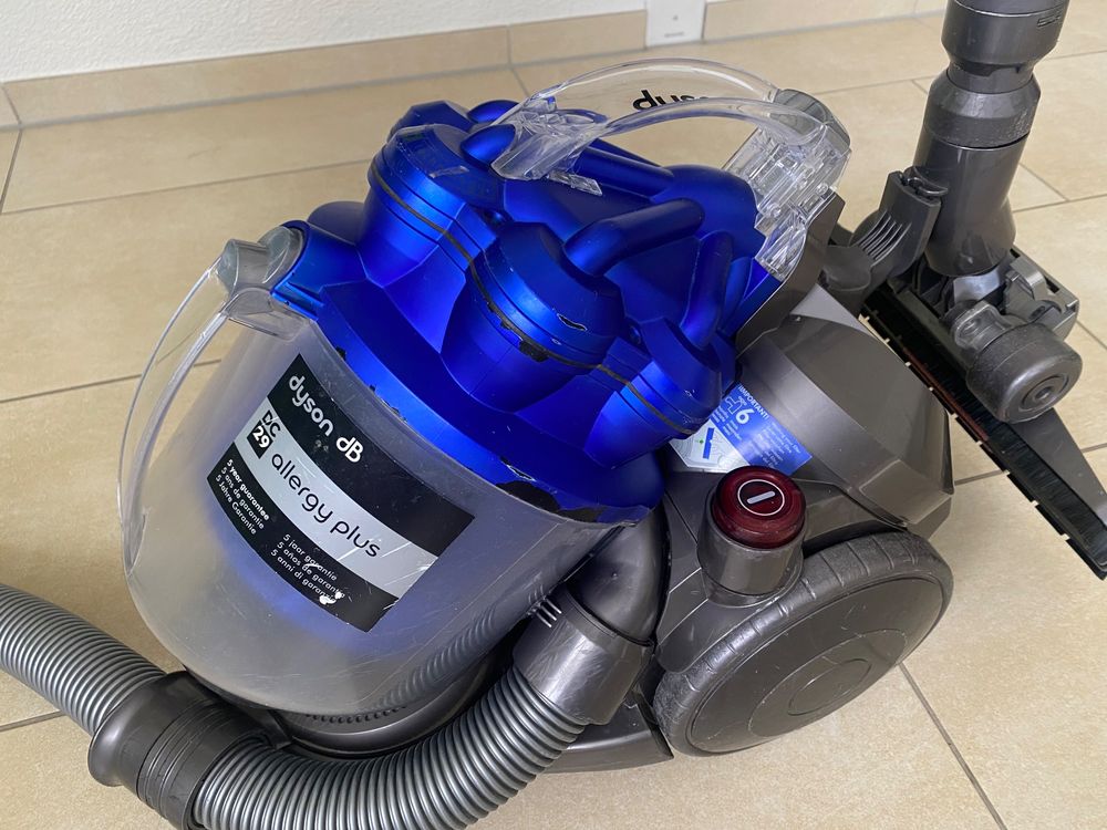 Staubsauger Dyson DC29 | Kaufen auf Ricardo