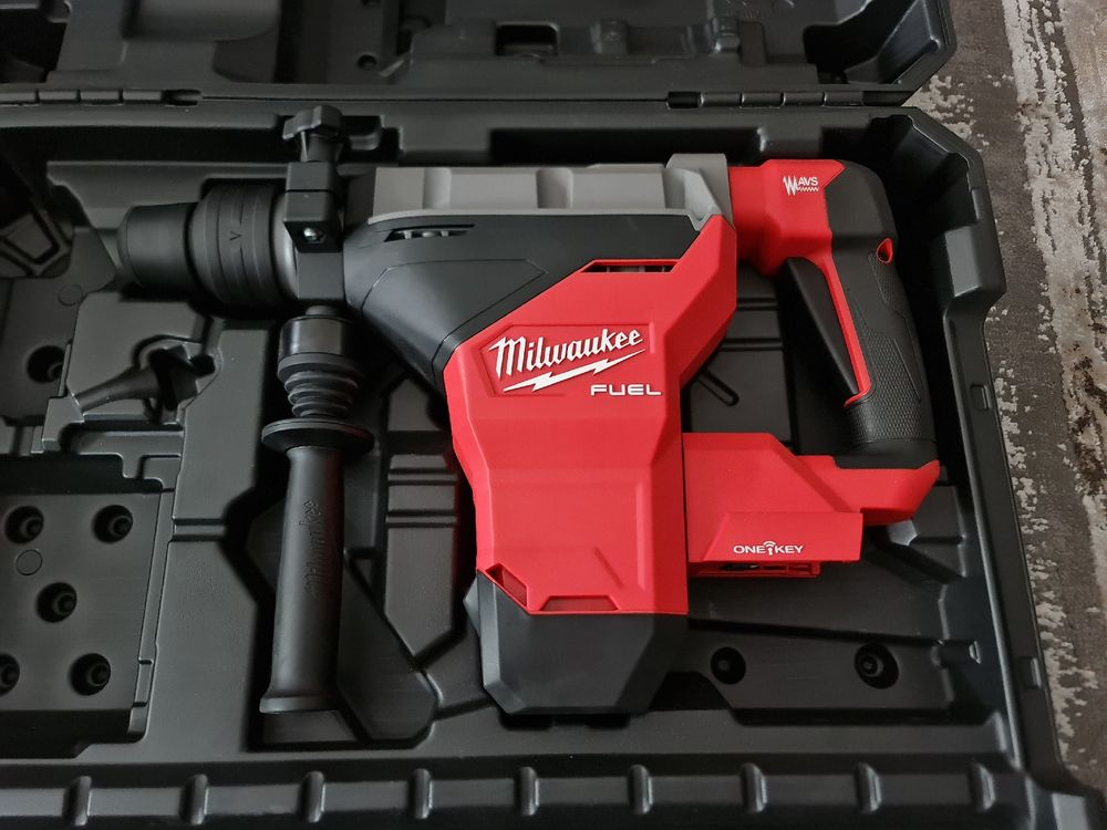 MILWAUKEE Fuel M18 FHM-0C Bohr und Meisselhämmer | Kaufen auf Ricardo
