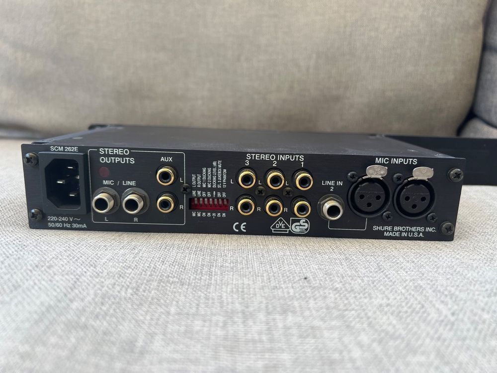 Shure SCM262 Stereo Rack Mixer (Gebraucht) in Giubiasco für CHF 149 ...