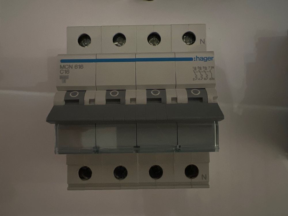 Hager LS C16 4Polig 60kA (Gebraucht) in Herisau für CHF 20 – mit ...