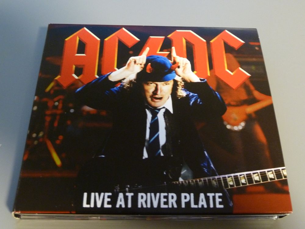 AC DC Audio CD: Live at River Plate (2 CD) (Gebraucht) in Steinerberg für CHF 8 – mit Lieferung ...