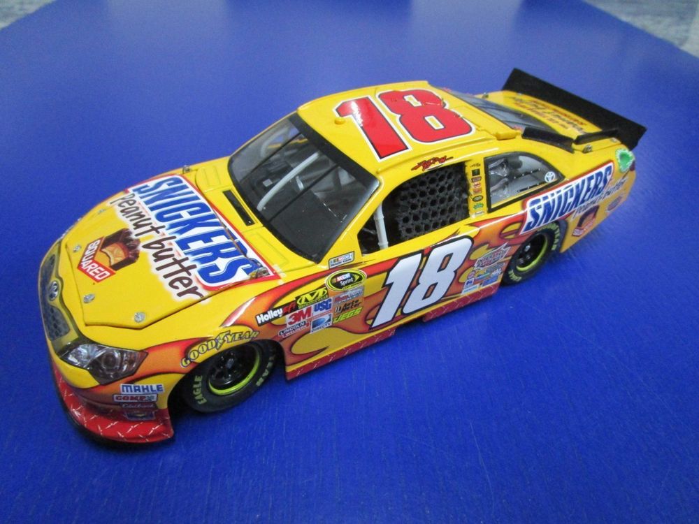 Nascar Toyota Camry Snickers #18 (Gebraucht) in Volketswil für CHF 35 ...
