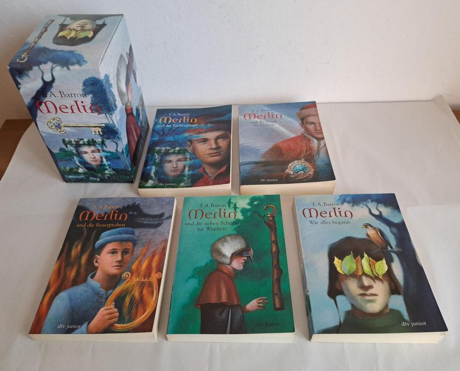 Merlin Saga, komplett, 5 Taschenbücher in Kartonschuber (Gebraucht) in ...
