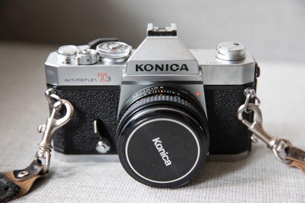 Konica Autoreflex T3 mit viel Zubehör (Gebraucht) in Bern für CHF 150 ...