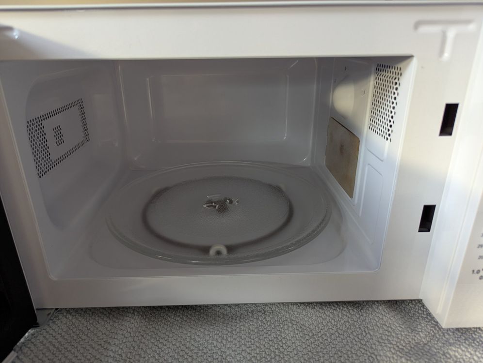 Silva Homeline Mikrowelle Weiss (Gebraucht) in Wolfenschiessen für CHF ...