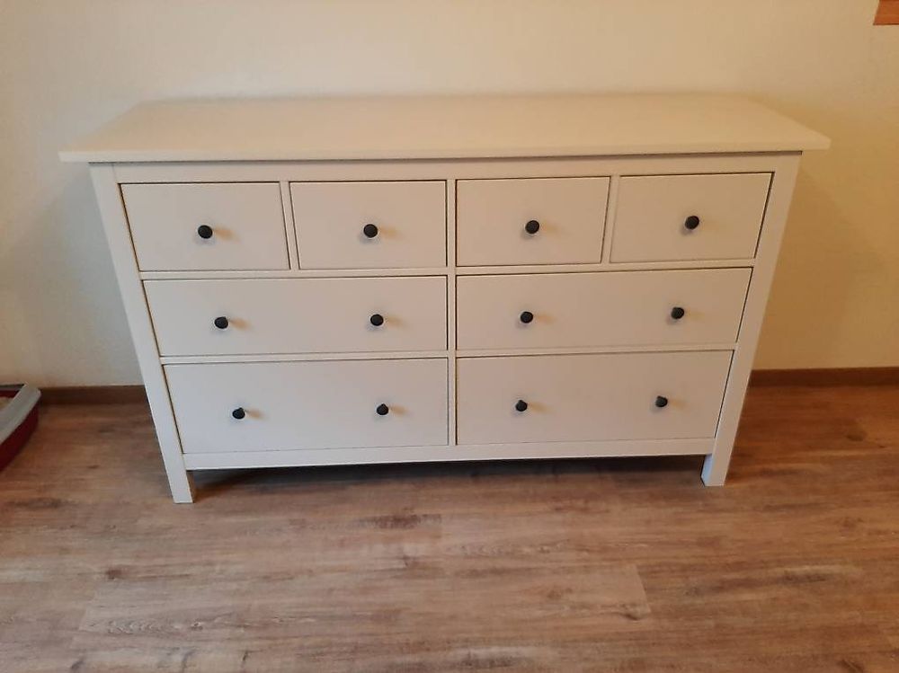 Elegantes Hemnes Kommode Mae Bild