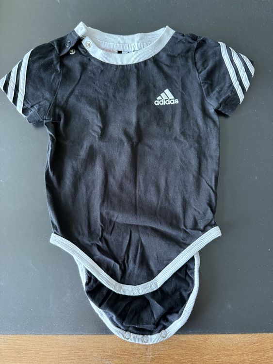 Adidas Baby Body, Gr. 80, Schwarz mit Streifen, Sommer! (Gebraucht) in ...