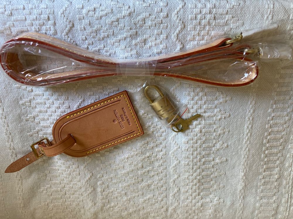 Alma Hand Tasche neu mit Schloss Namensschild Leder Beutel (Neu (gemäss ...