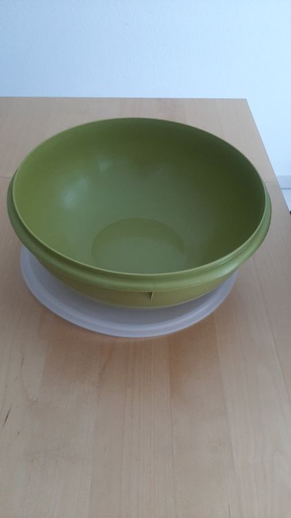 R) Grosse Tupperware Schüssel mit Deckel Orig. Tupperware (Gebraucht ...