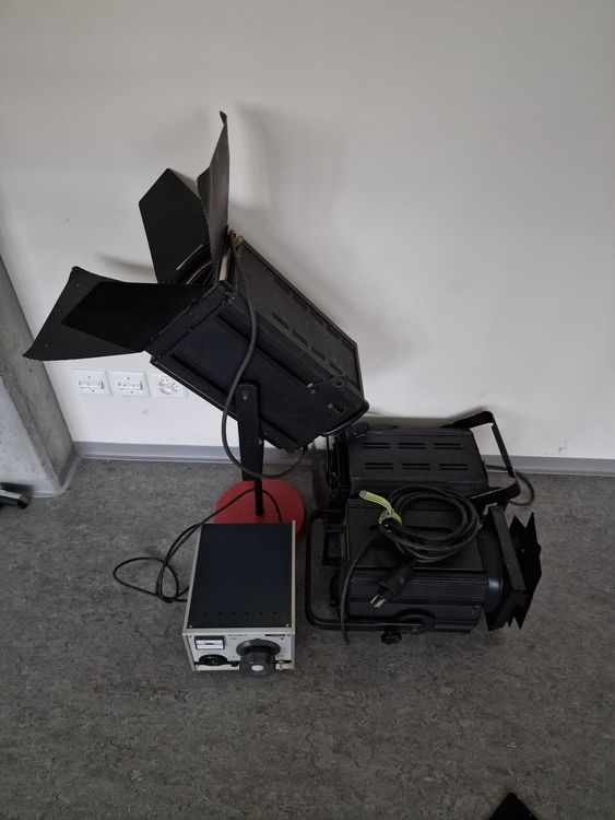 Lichtanlage Griven mit trennbarem Regeltranvormator (Gebraucht) in Kriens für CHF 16 – nur ...