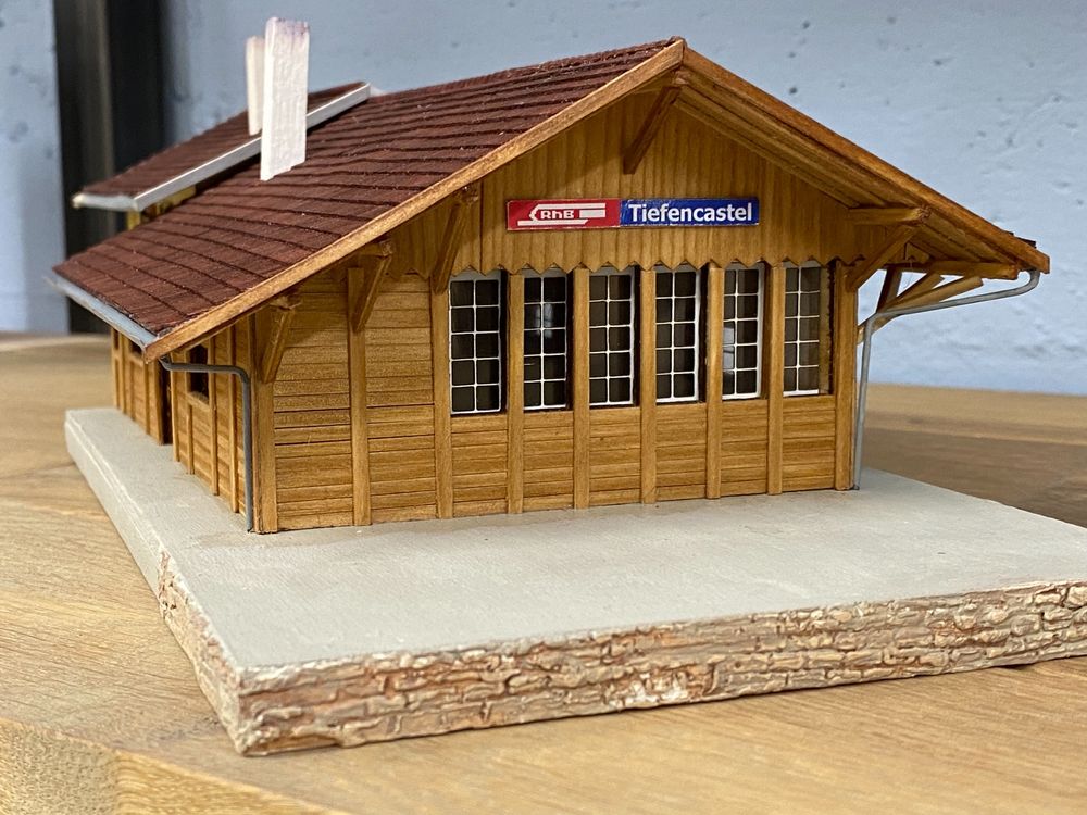 RhB Bemo Bahnhof Tiefecastel Tip Top Modell H0m (Neu (gemäss ...