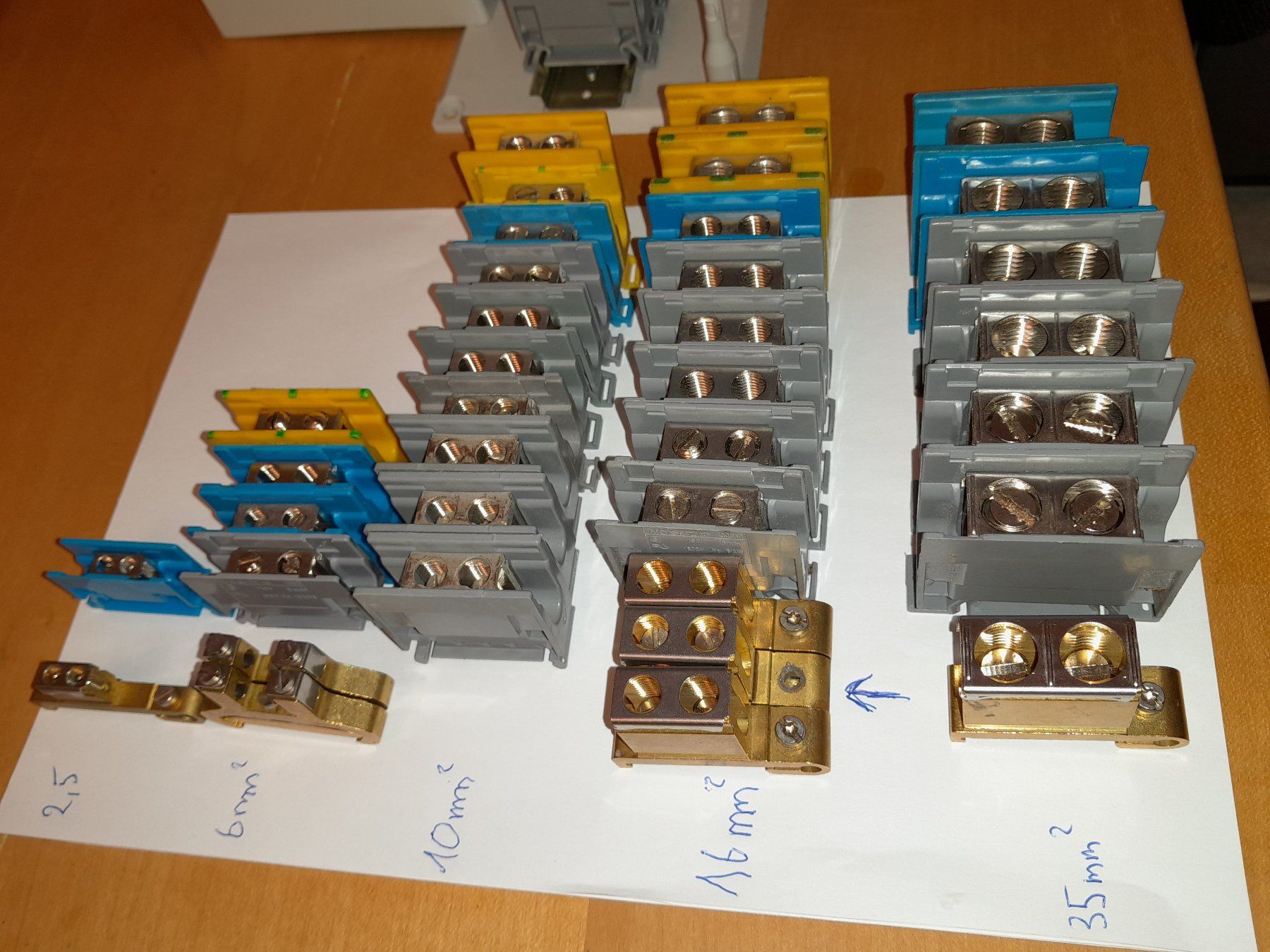 Woerz Reihenklemmen, diverse Querschnitte 2,5 - 35 (Gebraucht) in Steffisburg für CHF 29 – mit ...