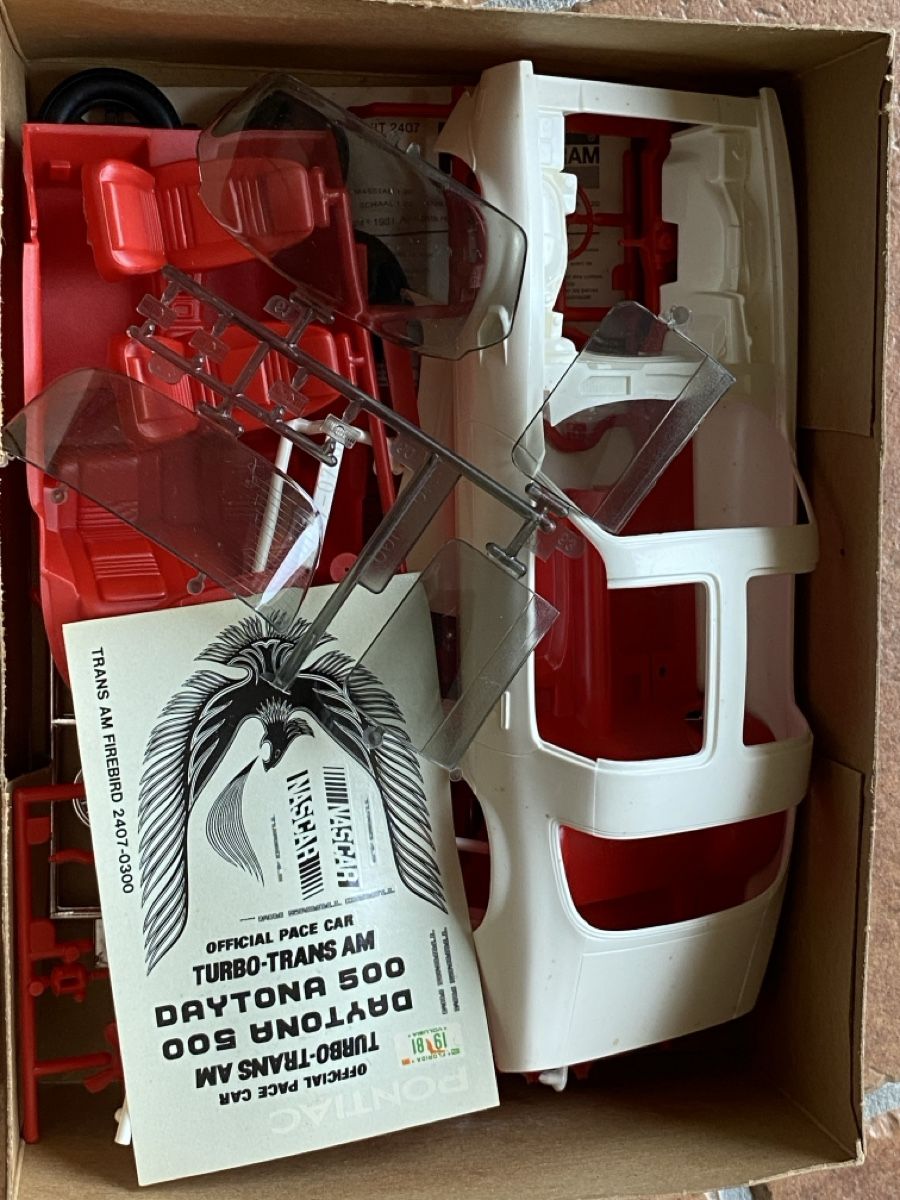 Pontiac Firebird Trans Am Modellbausatz 1:20 von Monogram (Neu (gemäss ...