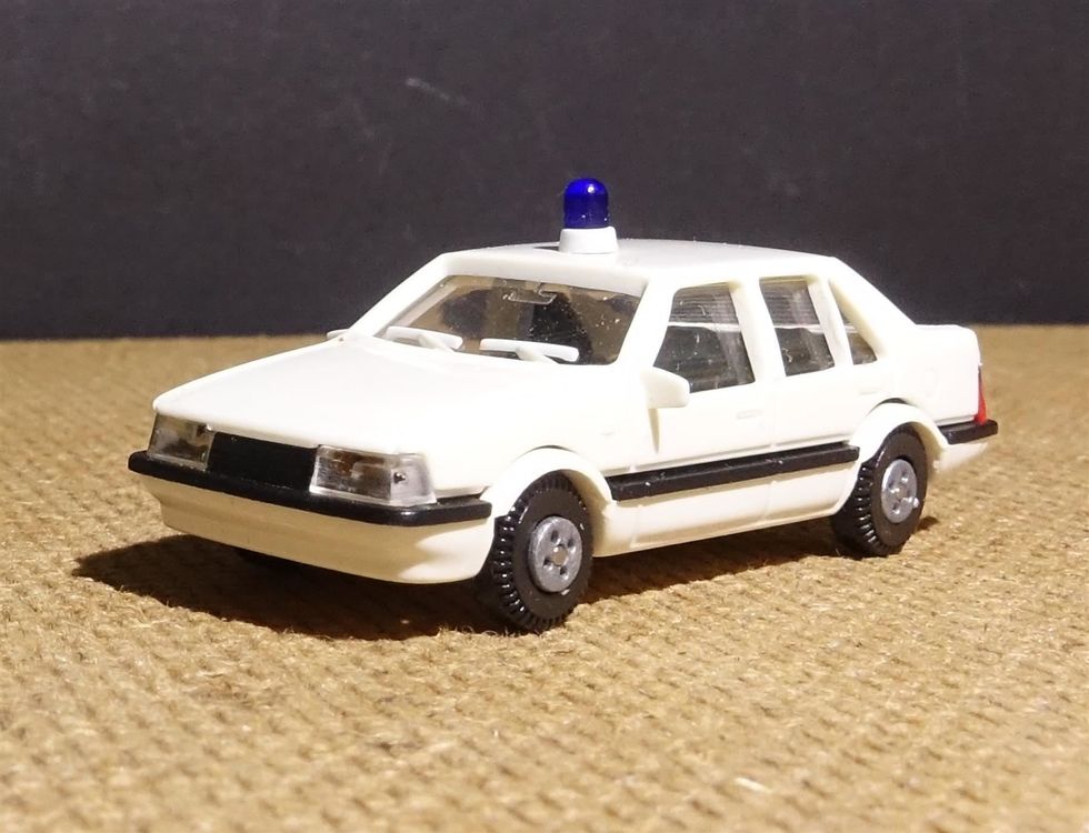 Mazda 626 Polizei Gendarmerie Rietze 1:87 # (Gebraucht) in ...