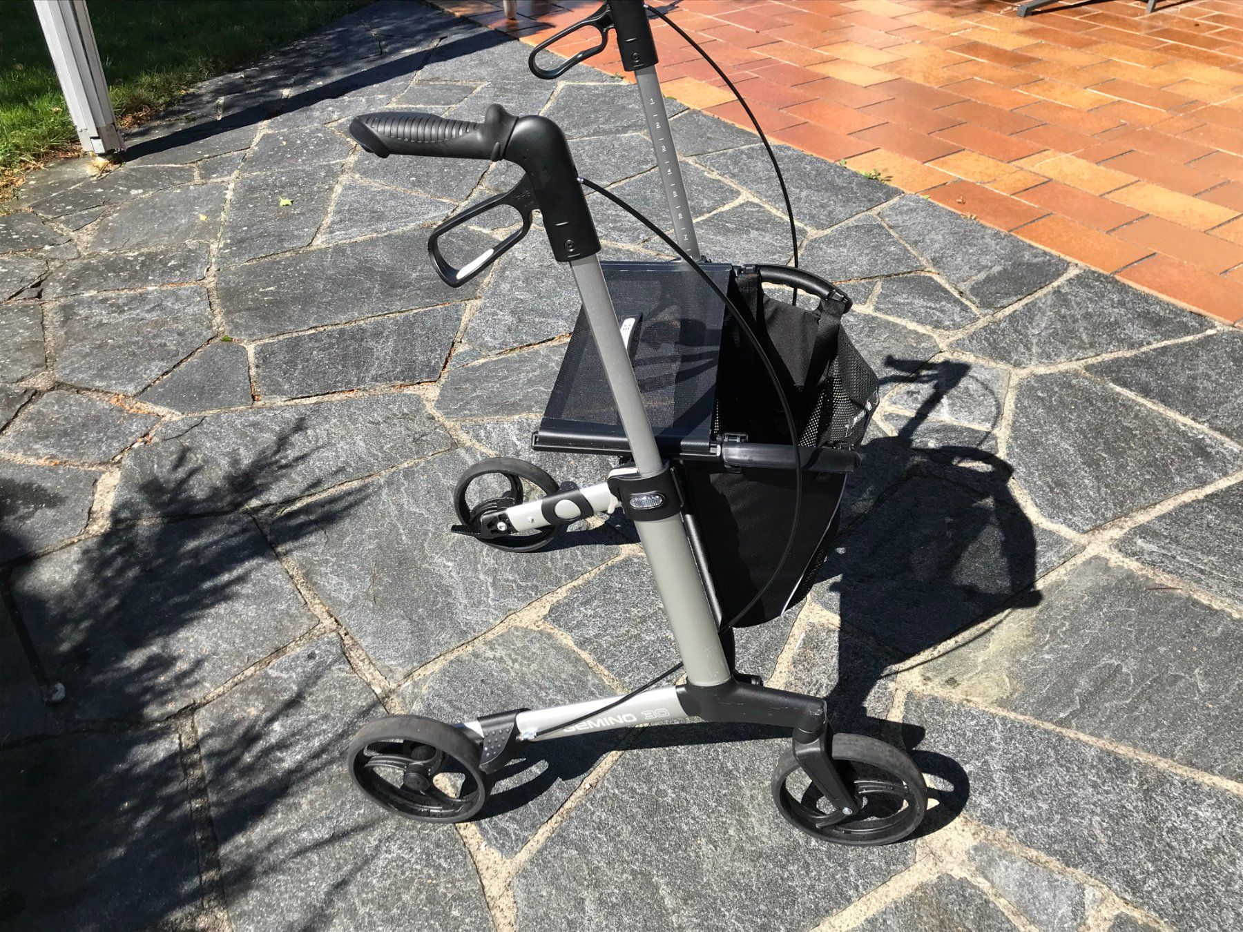 Déambulateur gemino 30 - Rollator Gemino 30 (D'occasion) à Moutier pour ...