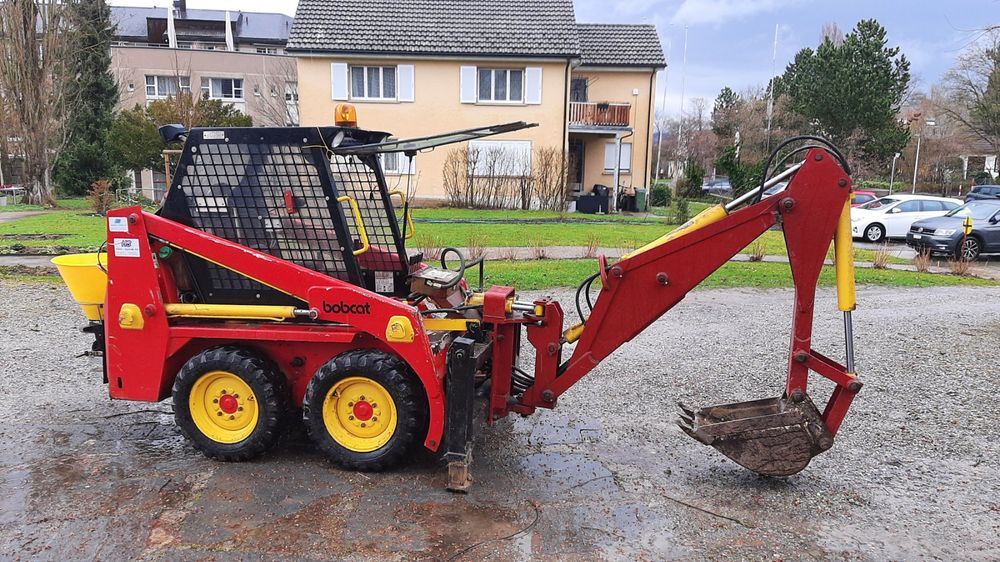 Bobcat 533 mit Schaufel, Schneepflug und Bagger (Gebraucht) in ...