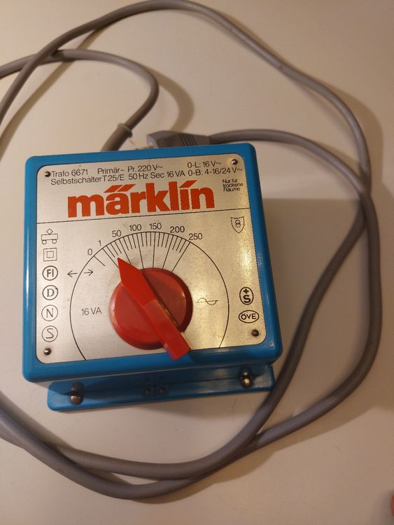 Märklin Trafo 6671, 220V/ 16V (Gebraucht) in Wölflinswil für CHF 7.5 ...