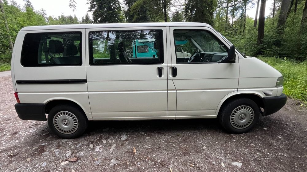 VW Bus Multivan Trendline, 2.4l tdi, 75 KW (Gebraucht) in Knonau für ...