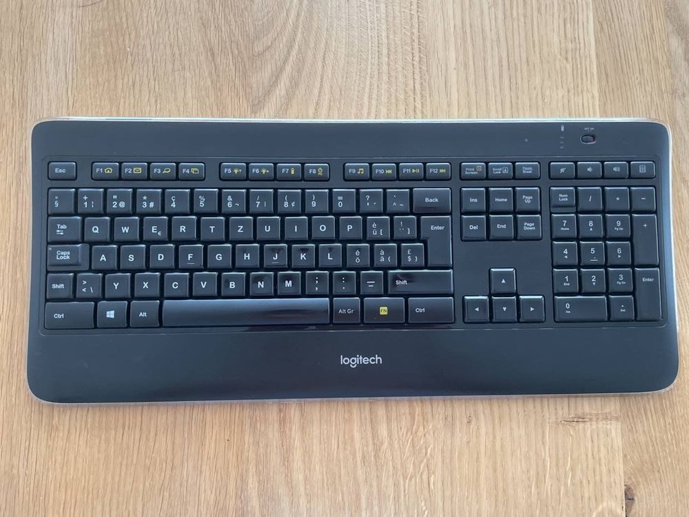 Logitech K800 Illuminated QWERTY(DE_CH) (Gebraucht) in Glattpark ...