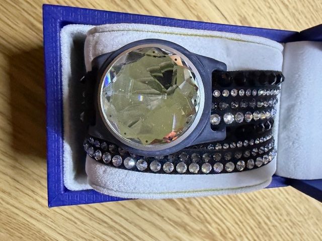 Swarovski Uhr, neuwertig, inkl. Box! (Gebraucht) in Domat/Ems für CHF ...