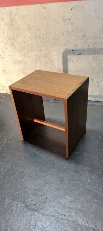 Ulmer Hocker, Max Bill, Nussbaum massiv, Wohnbedarf (Neu (gemäss Beschreibung)) in Muri b. Bern ...