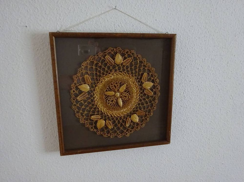 Bezauberndes Strohbild / Freiämter Strohkunst Tracht (Gebraucht) in ...