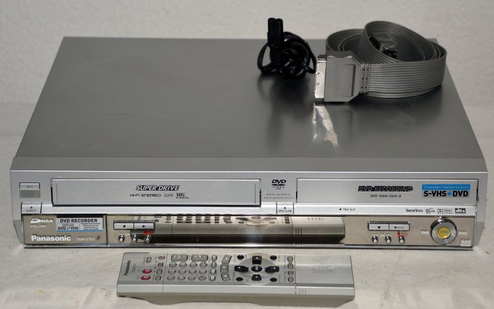 Combo DVD / Super VHS Panasonic DMR-E75V (Gebraucht) in Collonges für ...