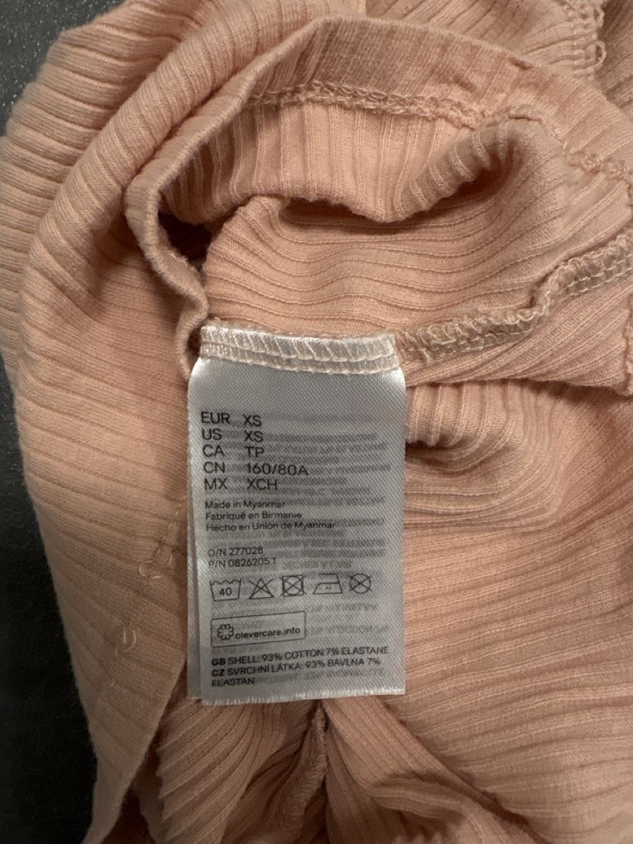 H&M Divided Top XS (Gebraucht) in Rümlang für CHF 3 – mit Lieferung auf ...