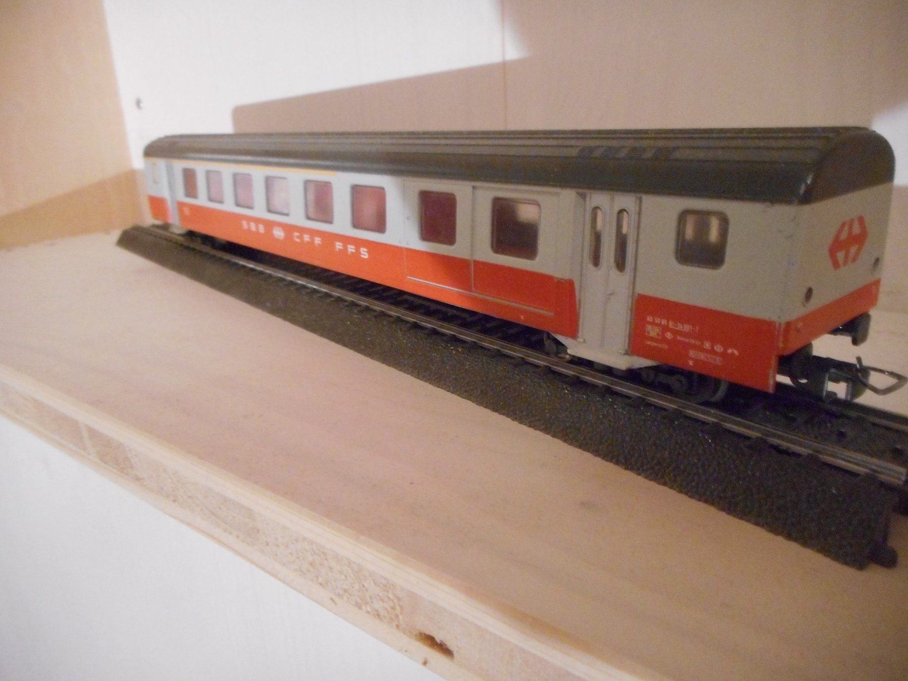 Liliput Swiss Express Gepäckwagen H0 (Gebraucht) in Bretzwil für CHF 13 ...