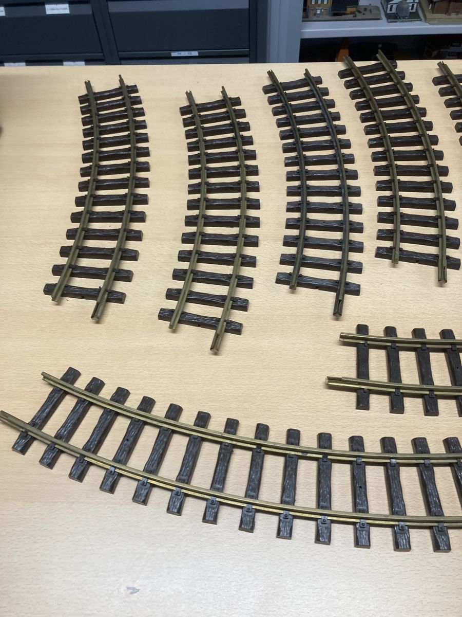 LGB Geleise Radius 2 (Gebraucht) in Niederuzwil für CHF 76 – mit ...