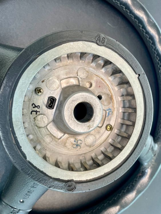 BMW e30 e32 e34 e23 e24 e28 M Technik 1 Lenkrad KBA 70074 (Gebraucht) in für CHF 399 – mit ...