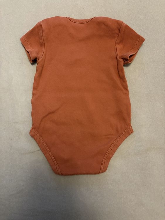 Süsser Baby Body von C&A, Grösse 68, mit Löwenmotiv🦁 (Gebraucht) in ...