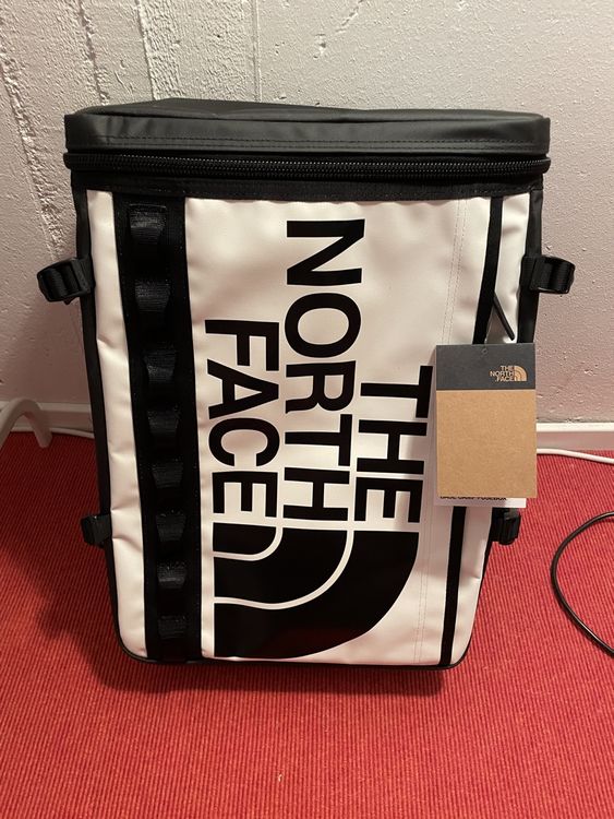 The north face base camp fuse box - Tagesrucksack. Fabrikneu (Neu ...