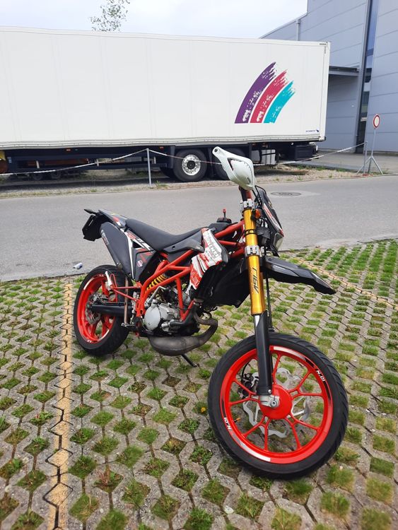 Valeni Racing N50 Nacked | Kaufen auf Ricardo