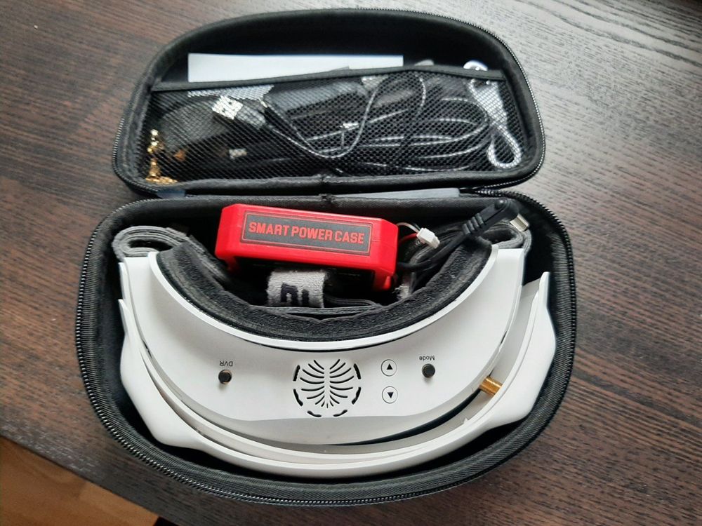 Fpv Goggle Eachine EV200D (Gebraucht) in Malans GR für CHF 200 – mit Lieferung auf Ricardo kaufen