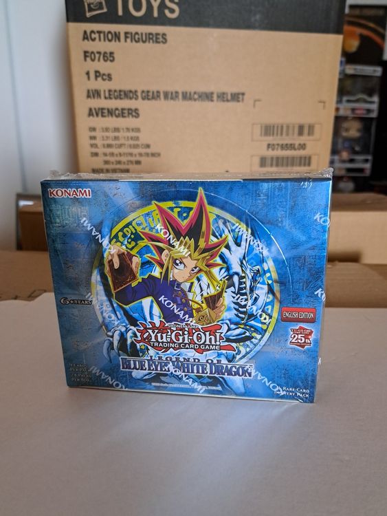 Yugioh/Blue Eyes white Dragon/Display/Englisch (Neu und originalverpackt) in Sisseln AG für CHF ...