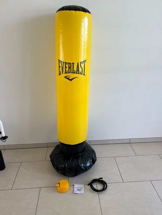 GYM FÜR ZUHAUSE: BoxSack (157cm) (Gebraucht) in für CHF 10 – mit ...